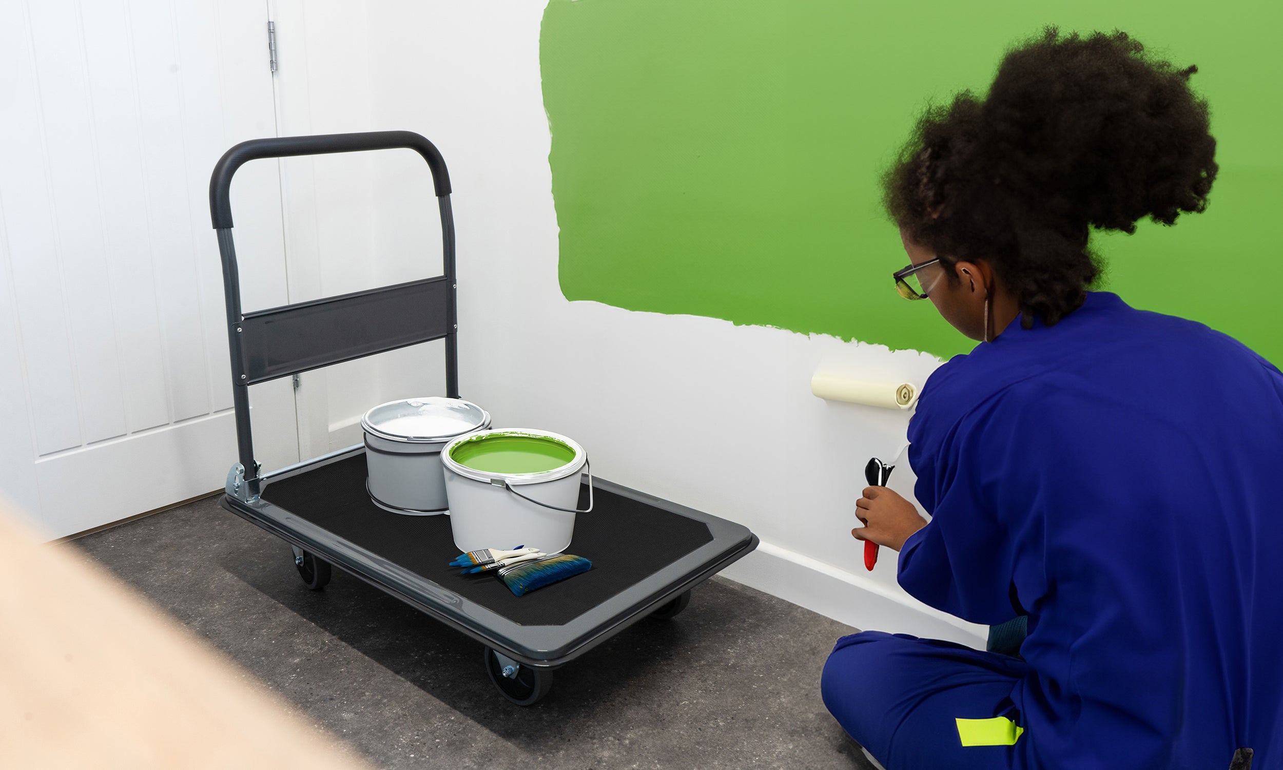 Versatile & Durable Platform Trolleys: Easy Storage & High Capacity – WMR